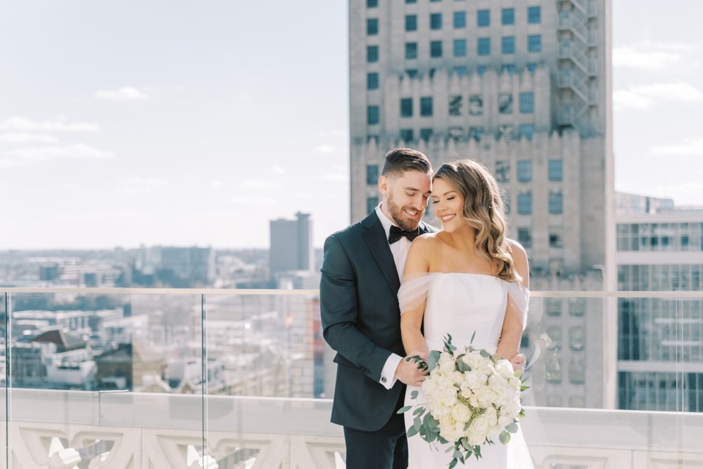 Gretchen & Tyler at Hotel Kansas City - baileypianalto.com